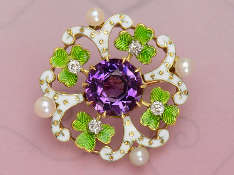 three leaf clover brooch